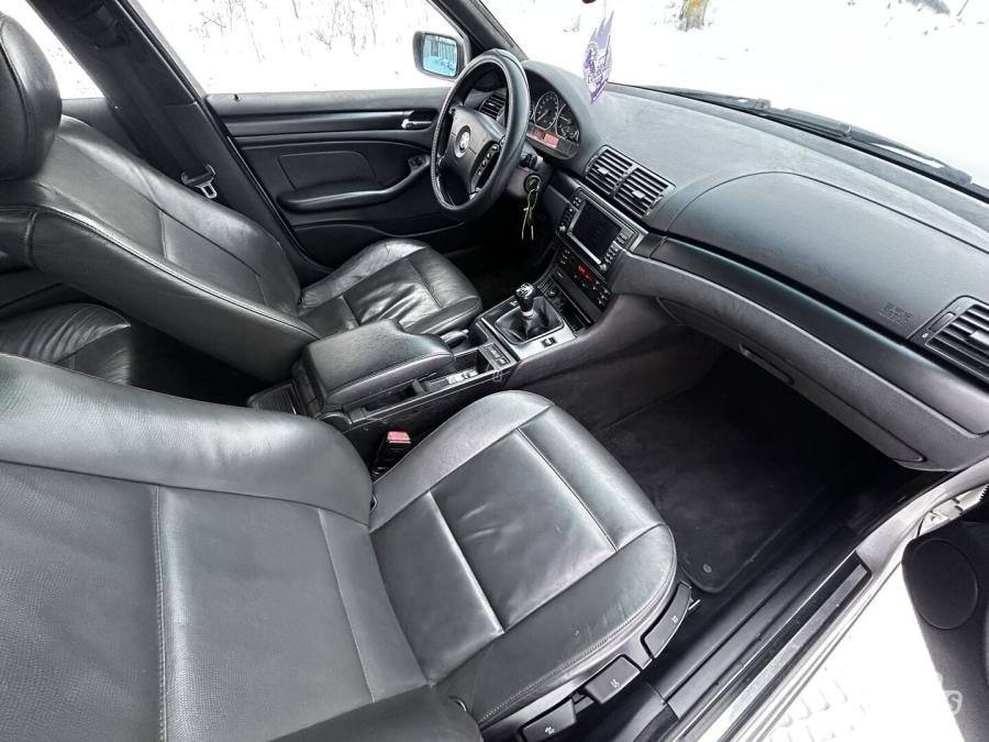 BMW 320 2004 in Siauliai, with an engine capacity of 2.00 L and mileage of 384 thousand km for 2050 €, photo 13 on AUTOMOTO.COM.LV