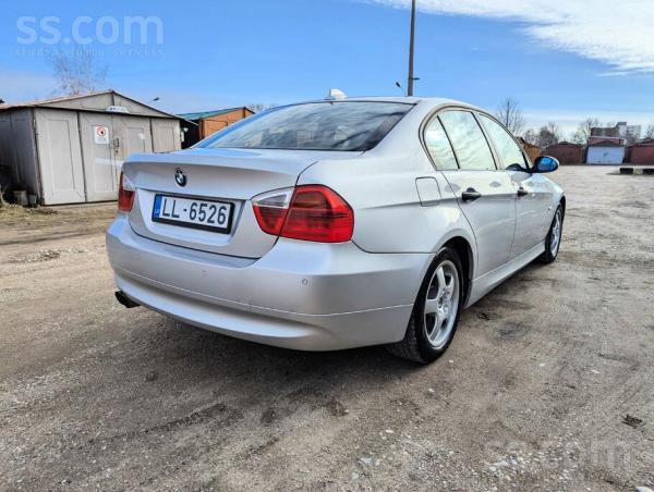BMW 320 2005 Liepāja, ar dzinēja tilpumu 2.00 L un nobraukumu 261 tūkst. km par 2950 €, foto 2 vietnē AUTOMOTO.COM.LV