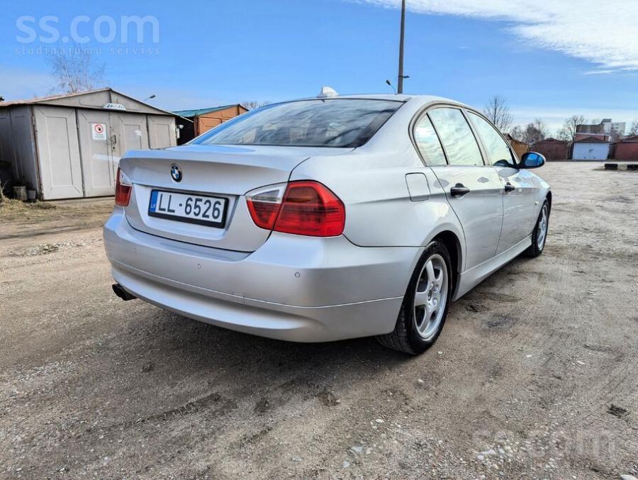 BMW 320 2005 Liepāja, ar dzinēja tilpumu 2.00 L un nobraukumu 261 tūkst. km par 2950 €, foto 2 vietnē AUTOMOTO.COM.LV
