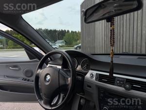 BMW 320 2005 in Riga, with an engine capacity of 2.00 L and mileage of 448 thousand km for 13200 €, photo 15 on AUTOMOTO.COM.LV