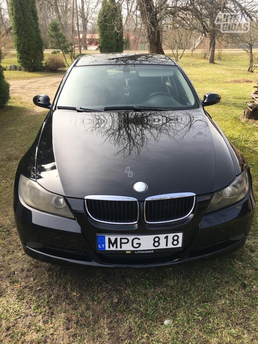 BMW 320 2005 in Utena, with an engine capacity of 2.00 L and mileage of 263 thousand km for 4200 €, photo 4 on AUTOMOTO.COM.LV