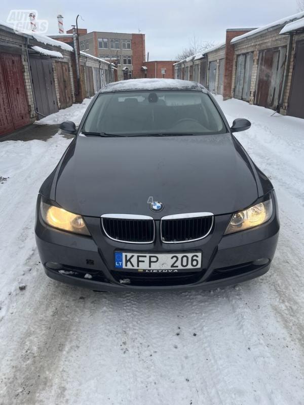 BMW 320 2005 in Panevezys, with an engine capacity of 2.00 L and mileage of 219 thousand km for 1000 €, photo 1 on AUTOMOTO.COM.LV
