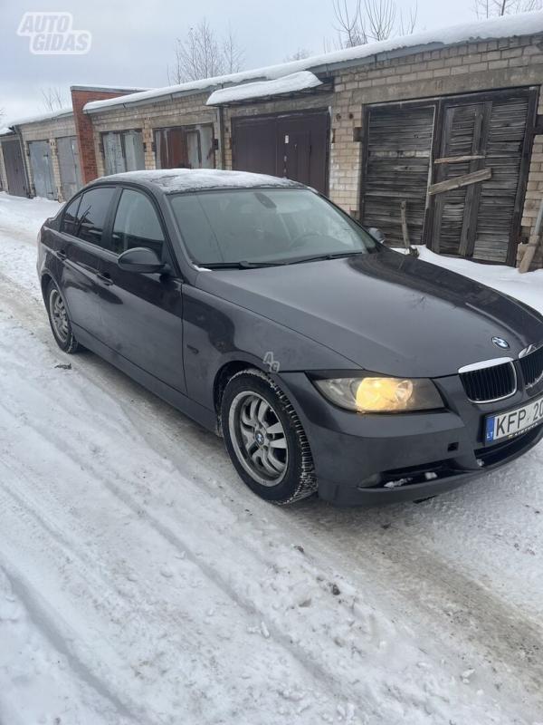 BMW 320 2005 in Panevezys, with an engine capacity of 2.00 L and mileage of 219 thousand km for 1000 €, photo 2 on AUTOMOTO.COM.LV