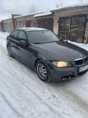 BMW 320 2005 in Panevezys, with an engine capacity of 2.00 L and mileage of 219 thousand km for 1000 €, photo 2 on AUTOMOTO.COM.LV