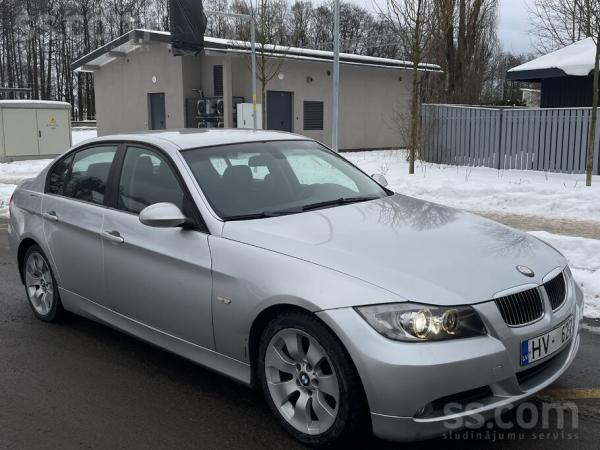 BMW 320 2005 in Riga, with an engine capacity of 2.00 L and mileage of 260 thousand km for 3450 €, photo 4 on AUTOMOTO.COM.LV