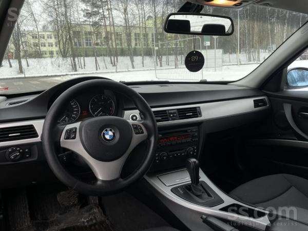 BMW 320 2005 in Riga, with an engine capacity of 2.00 L and mileage of 260 thousand km for 3450 €, photo 7 on AUTOMOTO.COM.LV
