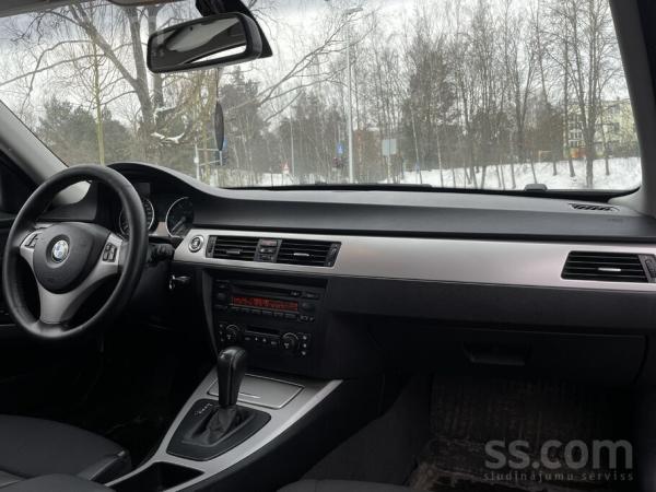 BMW 320 2005 in Riga, with an engine capacity of 2.00 L and mileage of 260 thousand km for 3450 €, photo 9 on AUTOMOTO.COM.LV