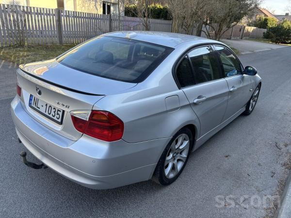 BMW 320 2005 Rīga, ar dzinēja tilpumu 2.00 L un nobraukumu 315 tūkst. km par 2500 €, foto 5 vietnē AUTOMOTO.COM.LV