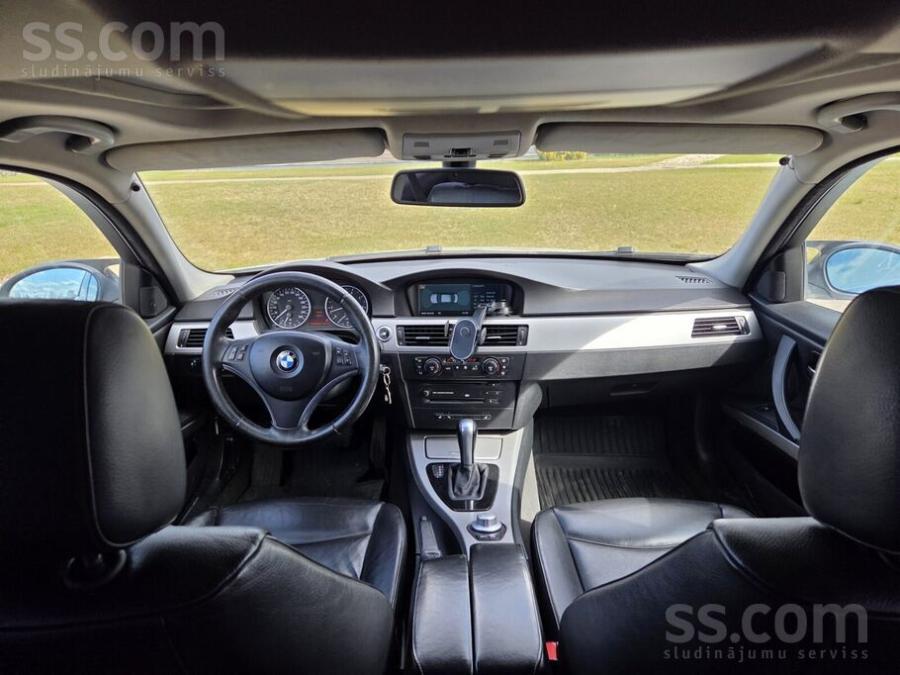 BMW 320 2005 in Riga, with an engine capacity of 2.00 L and mileage of 300 thousand km for 3300 €, photo 23 on AUTOMOTO.COM.LV