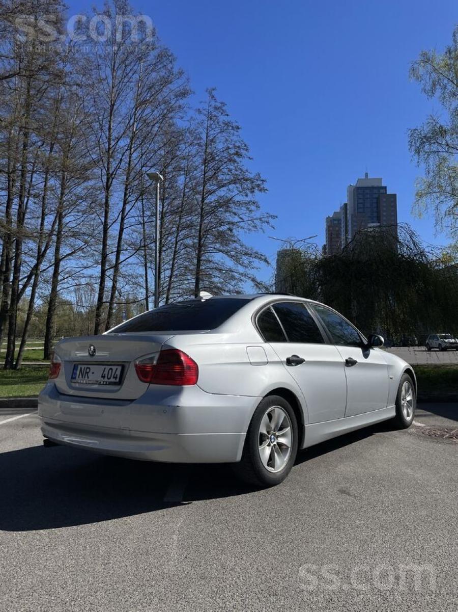 BMW 320 2005 in Riga, with an engine capacity of 2.00 L and mileage of 312 thousand km for 3000 €, photo 4 on AUTOMOTO.COM.LV