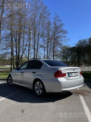BMW 320 2005 in Riga, with an engine capacity of 2.00 L and mileage of 312 thousand km for 3000 €, photo 5 on AUTOMOTO.COM.LV