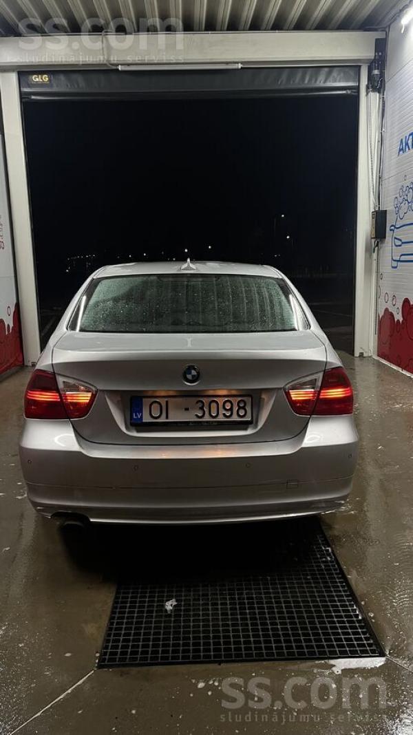 BMW 320 2005 in Riga, with an engine capacity of 2.00 L and mileage of 298 thousand km for 4500 €, photo 2 on AUTOMOTO.COM.LV