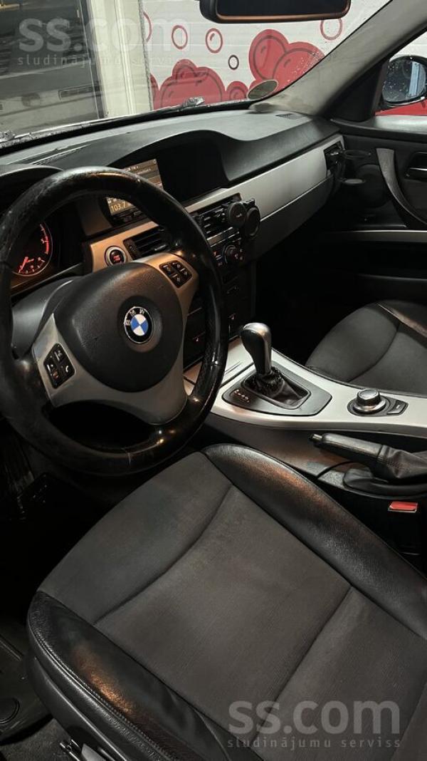 BMW 320 2005 in Riga, with an engine capacity of 2.00 L and mileage of 298 thousand km for 4500 €, photo 4 on AUTOMOTO.COM.LV
