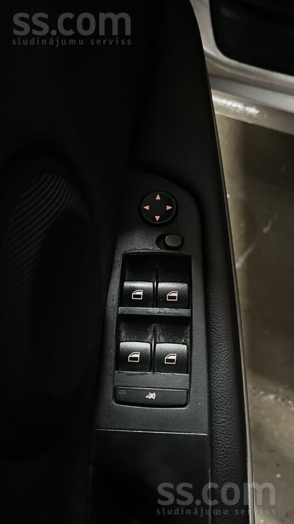 BMW 320 2005 in Riga, with an engine capacity of 2.00 L and mileage of 298 thousand km for 4500 €, photo 8 on AUTOMOTO.COM.LV