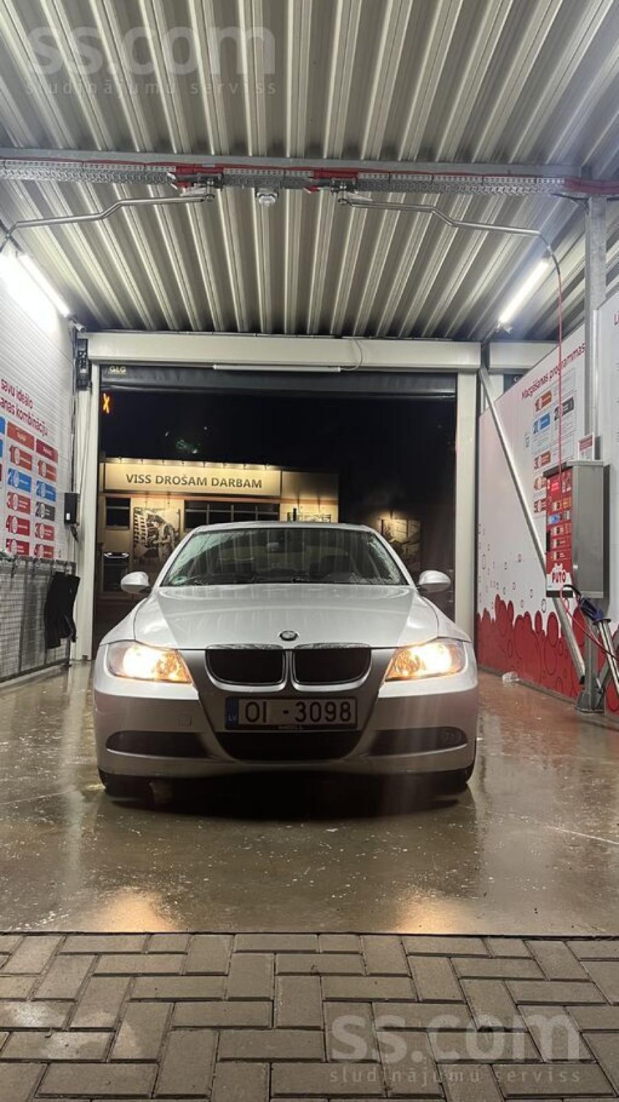 BMW 320 2005 Rīga, ar dzinēja tilpumu 2.00 L un nobraukumu 298 tūkst. km par 4500 €, foto 1 vietnē AUTOMOTO.COM.LV