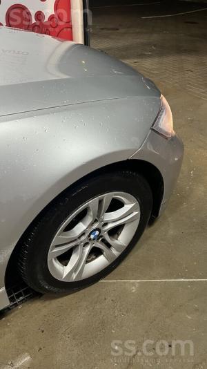 BMW 320 2005 Rīga, ar dzinēja tilpumu 2.00 L un nobraukumu 298 tūkst. km par 4500 €, foto 4 vietnē AUTOMOTO.COM.LV