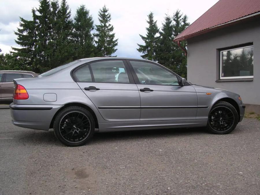 BMW 320 2005 Sigulda, ar dzinēja tilpumu 2.00 L un nobraukumu 247 tūkst. km par 2950 €, foto 4 vietnē AUTOMOTO.COM.LV