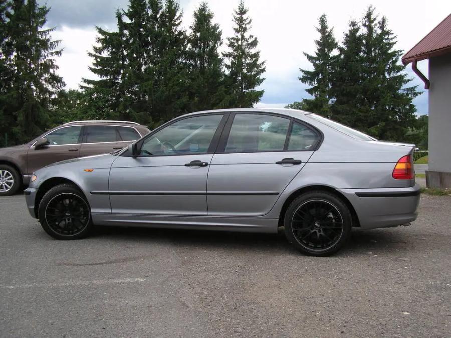 BMW 320 2005 Sigulda, ar dzinēja tilpumu 2.00 L un nobraukumu 247 tūkst. km par 2950 €, foto 5 vietnē AUTOMOTO.COM.LV