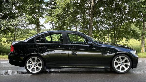 BMW 320 2005 in Silale, with an engine capacity of 2.00 L and mileage of 345 thousand km for 3999 €, photo 7 on AUTOMOTO.COM.LV