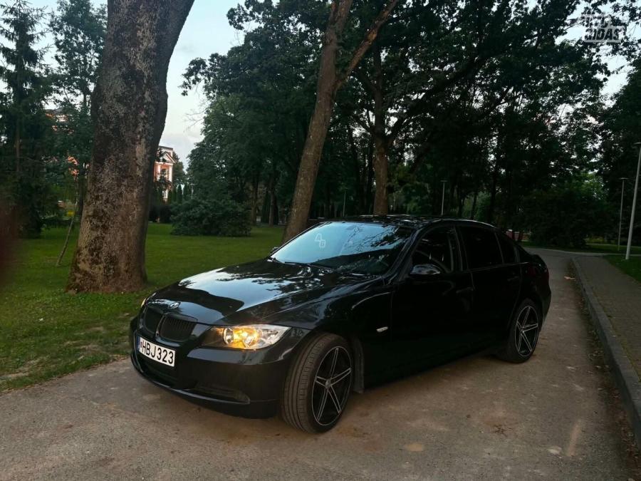 BMW 320 2005 in Kaisiadorys, with an engine capacity of 2.00 L and mileage of 390 thousand km for 3200 €, photo 1 on AUTOMOTO.COM.LV