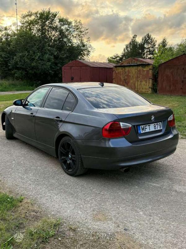 BMW 320 2005 Pakruojis, ar dzinēja tilpumu 0.00 L un nobraukumu 490 tūkst. km par 2500 €, foto 4 vietnē AUTOMOTO.COM.LV
