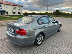 BMW 320 2005 in Valmiera, with an engine capacity of 2.00 L and mileage of 223 thousand km for 3690 €, photo 7 on AUTOMOTO.COM.LV