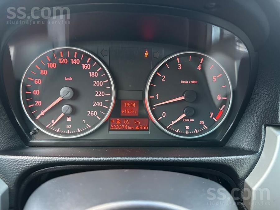 BMW 320 2005 in Valmiera, with an engine capacity of 2.00 L and mileage of 223 thousand km for 3690 €, photo 14 on AUTOMOTO.COM.LV