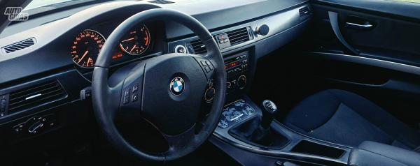БМВ 320 2005 в Клайпеда на AUTOMOTO.COM.LV БМВ 320 2005 в Клайпеда, объемом двигателя 2.00 л и пробегом 348 тыс. км за 2300 €, фото 7 на AUTOMOTO.COM.LV