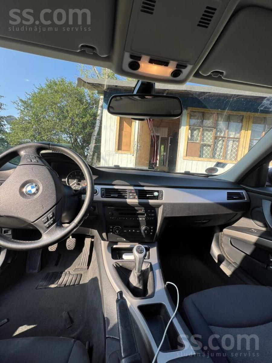 BMW 320 2006 Rīga, ar dzinēja tilpumu 2.00 L un nobraukumu 245 tūkst. km par 4000 €, foto 15 vietnē AUTOMOTO.COM.LV