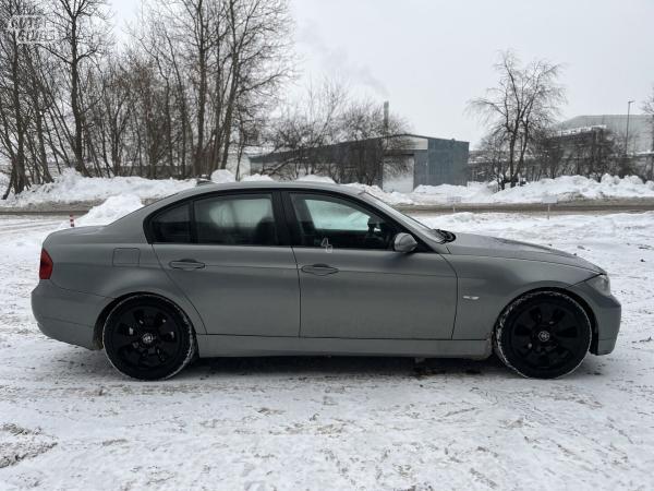 BMW 320 2006 Klaipėda, ar dzinēja tilpumu 2.00 L un nobraukumu 421 tūkst. km par 2950 €, foto 5 vietnē AUTOMOTO.COM.LV