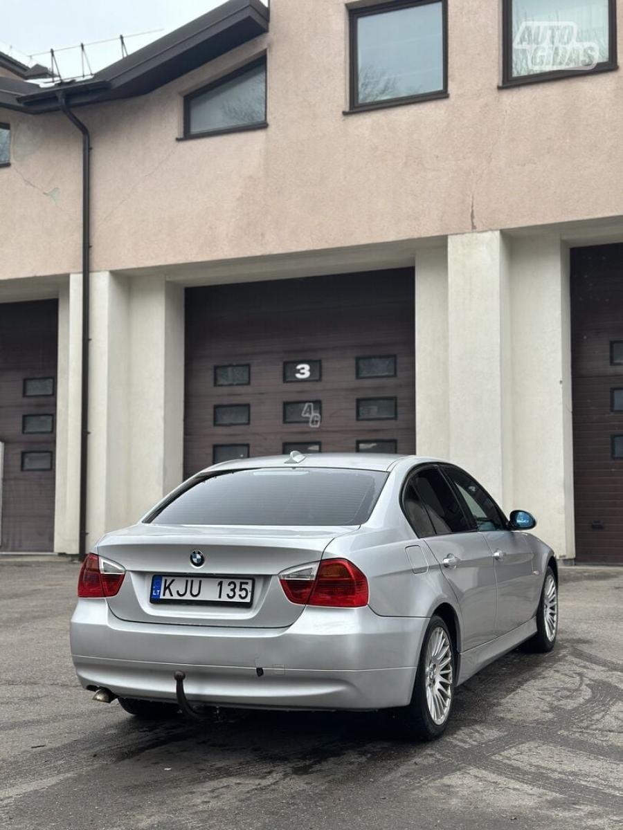 BMW 320 2006 in Klaipeda, with an engine capacity of 2.00 L and mileage of 300 thousand km for 2350 €, photo 3 on AUTOMOTO.COM.LV
