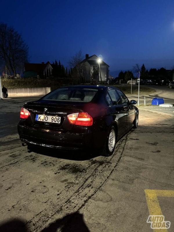 BMW 320 2006 in Vilnius, with an engine capacity of 2.00 L and mileage of 289 thousand km for 2000 €, photo 3 on AUTOMOTO.COM.LV