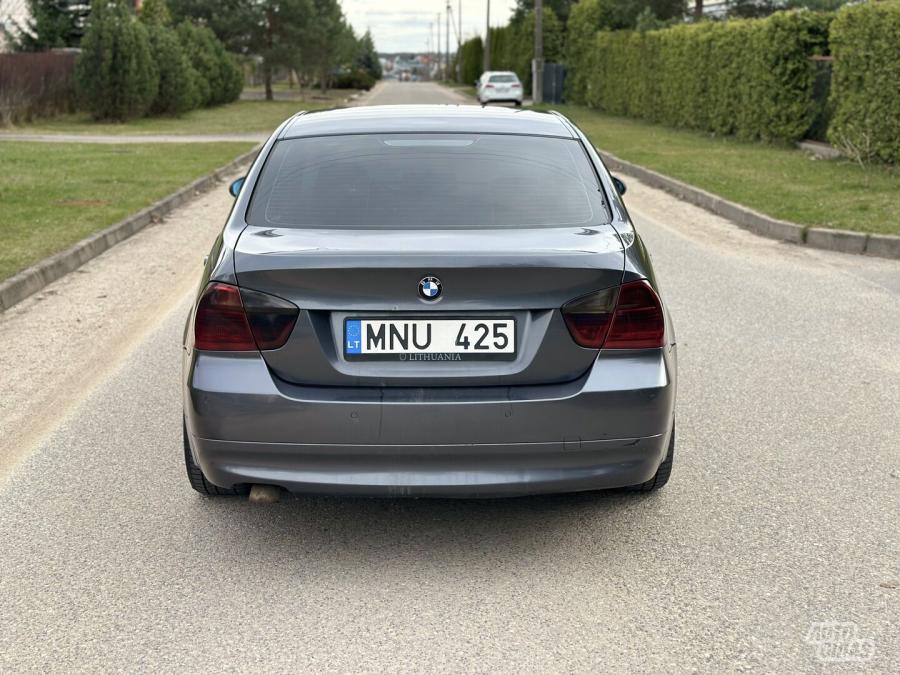 BMW 320 2006 in Vilnius, with an engine capacity of 2.00 L and mileage of 400 thousand km for 3000 €, photo 7 on AUTOMOTO.COM.LV