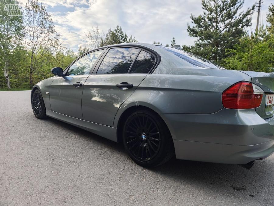 BMW 320 2006 in Vilnius, with an engine capacity of 2.00 L and mileage of 288 thousand km for 3200 €, photo 7 on AUTOMOTO.COM.LV