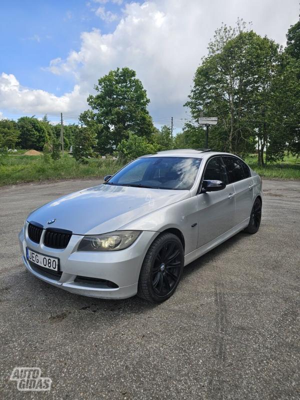 BMW 320 2006 Panevēža, ar dzinēja tilpumu 2.00 L un nobraukumu 383 tūkst. km par 2800 €, foto 2 vietnē AUTOMOTO.COM.LV