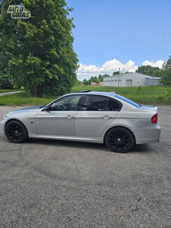 BMW 320 2006 Panevēža, ar dzinēja tilpumu 2.00 L un nobraukumu 383 tūkst. km par 2800 €, foto 7 vietnē AUTOMOTO.COM.LV