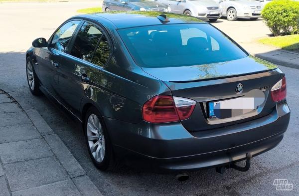 BMW 320 2006 in Siauliai, with an engine capacity of 2.00 L and mileage of 297 thousand km for 3100 €, photo 2 on AUTOMOTO.COM.LV