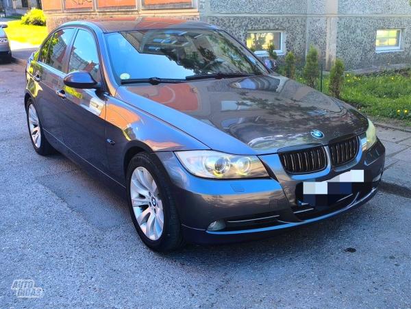 BMW 320 2006 in Siauliai, with an engine capacity of 2.00 L and mileage of 297 thousand km for 3100 €, photo 5 on AUTOMOTO.COM.LV