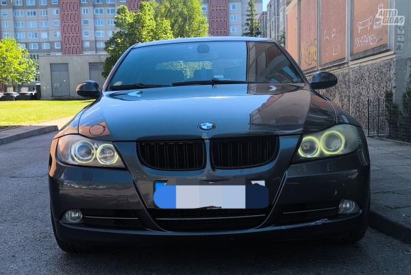 BMW 320 2006 in Siauliai, with an engine capacity of 2.00 L and mileage of 297 thousand km for 3100 €, photo 6 on AUTOMOTO.COM.LV