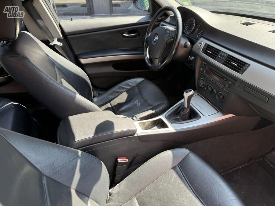 BMW 320 2006 in Vilnius, with an engine capacity of 2.00 L and mileage of 380 thousand km for 2200 €, photo 15 on AUTOMOTO.COM.LV