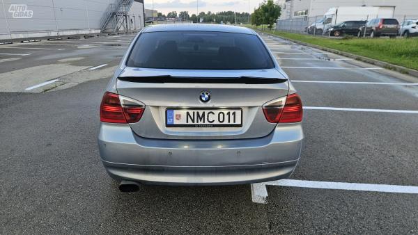 BMW 320 2006 Panevēža, ar dzinēja tilpumu 2.00 L un nobraukumu 300 tūkst. km par 2950 €, foto 4 vietnē AUTOMOTO.COM.LV