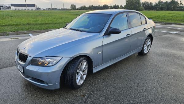 BMW 320 2006 Panevēža, ar dzinēja tilpumu 2.00 L un nobraukumu 300 tūkst. km par 2950 €, foto 6 vietnē AUTOMOTO.COM.LV