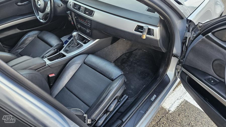 BMW 320 2006 Panevēža, ar dzinēja tilpumu 2.00 L un nobraukumu 300 tūkst. km par 2950 €, foto 11 vietnē AUTOMOTO.COM.LV