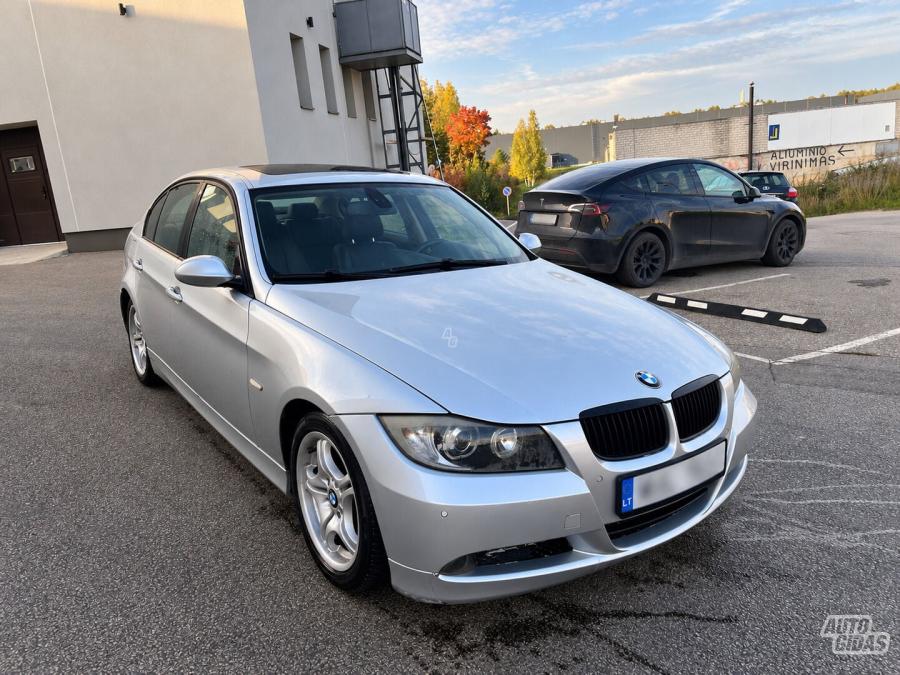 BMW 320 2006 in Kaunas, with an engine capacity of 2.00 L and mileage of 300 thousand km for 3100 €, photo 1 on AUTOMOTO.COM.LV