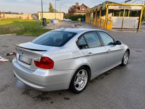 BMW 320 2006 in Kaunas, with an engine capacity of 2.00 L and mileage of 300 thousand km for 3100 €, photo 4 on AUTOMOTO.COM.LV