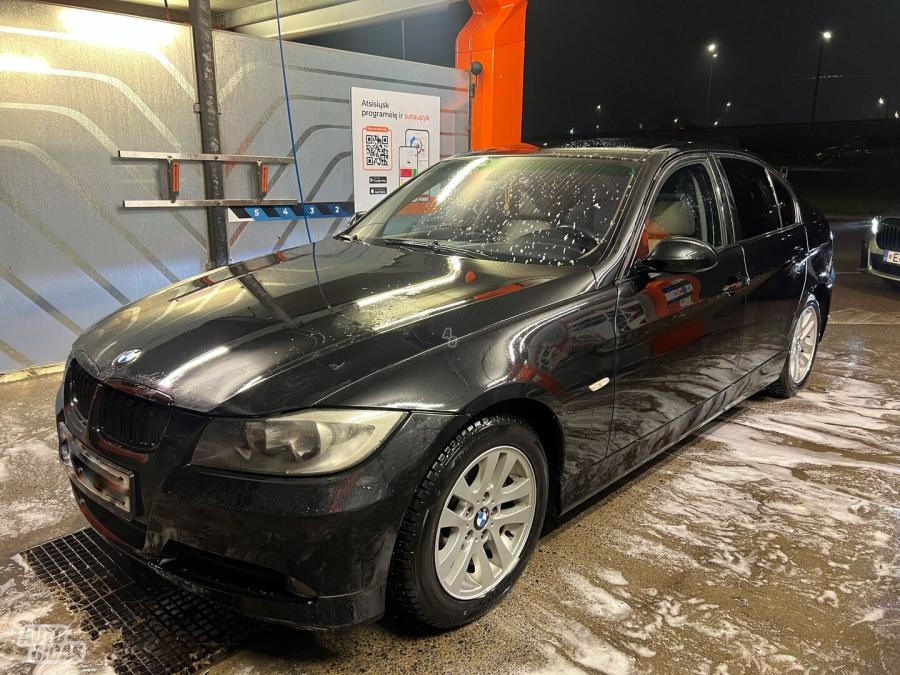 BMW 320 2007 in Vilnius, with an engine capacity of 2.00 L and mileage of 248 thousand km for 3150 €, photo 3 on AUTOMOTO.COM.LV