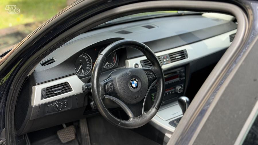 BMW 320 2007 Viļņa, ar dzinēja tilpumu 2.00 L un nobraukumu 333 tūkst. km par 2450 €, foto 16 vietnē AUTOMOTO.COM.LV
