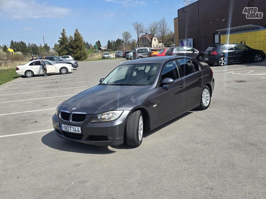 BMW 320 2007 Šauļi, ar dzinēja tilpumu 2.00 L un nobraukumu 333 tūkst. km par 3600 €, foto 3 vietnē AUTOMOTO.COM.LV