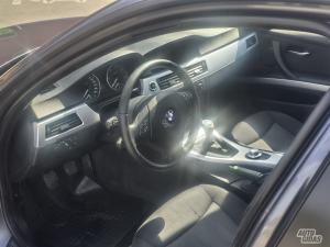 BMW 320 2007 Šauļi, ar dzinēja tilpumu 2.00 L un nobraukumu 333 tūkst. km par 3600 €, foto 20 vietnē AUTOMOTO.COM.LV
