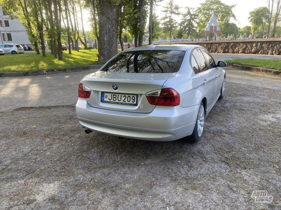 BMW 320 2007 in Kretinga, with an engine capacity of 2.00 L and mileage of 329 thousand km for 2350 €, photo 12 on AUTOMOTO.COM.LV
